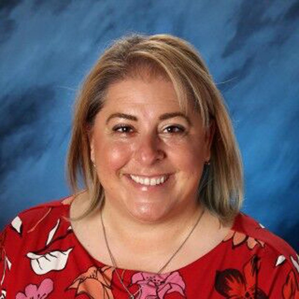 Oregon City High School Principal Marji Ruzicka resigns suddenly ...